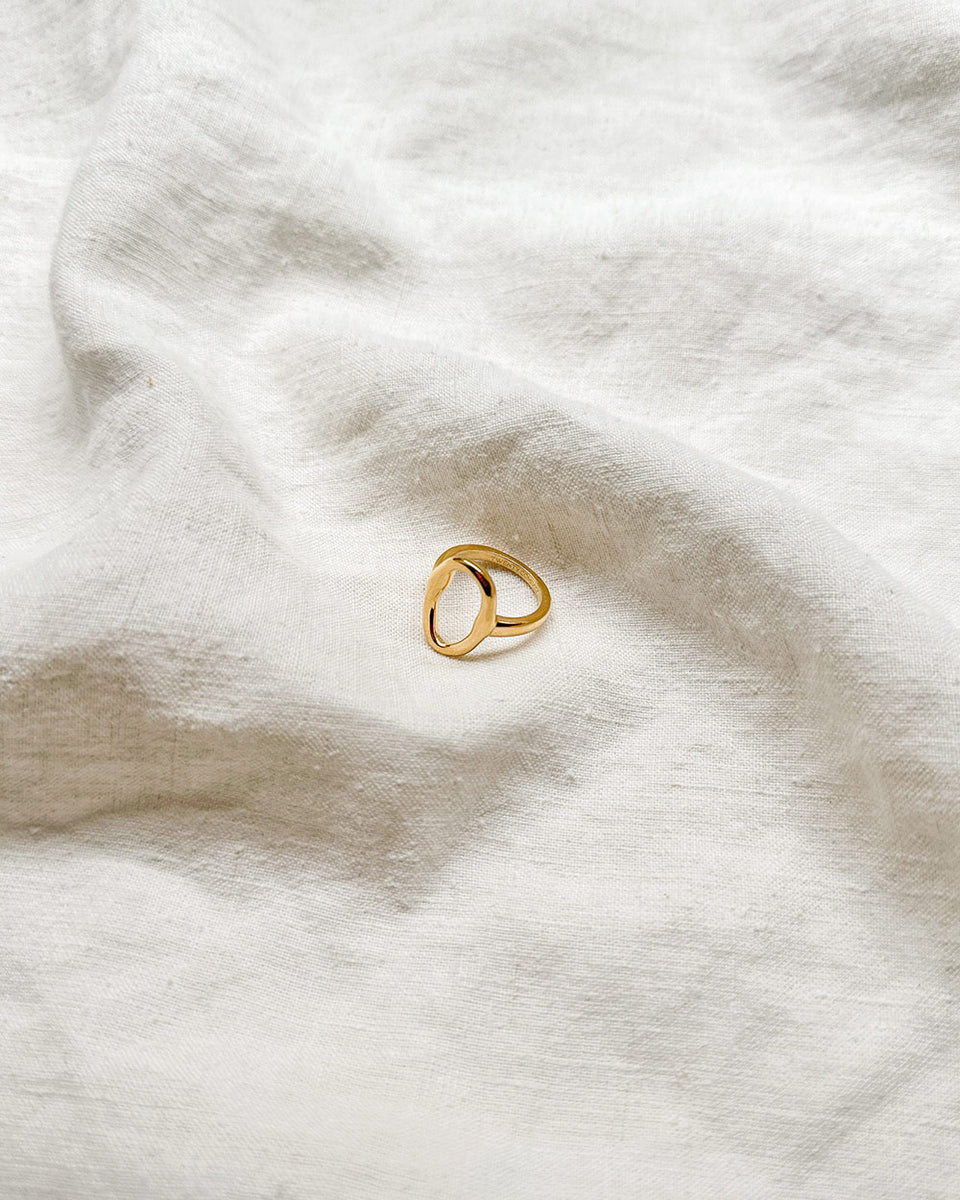 Vintage Style Jewelry / Adored Vintage / Dolce Vita Ring