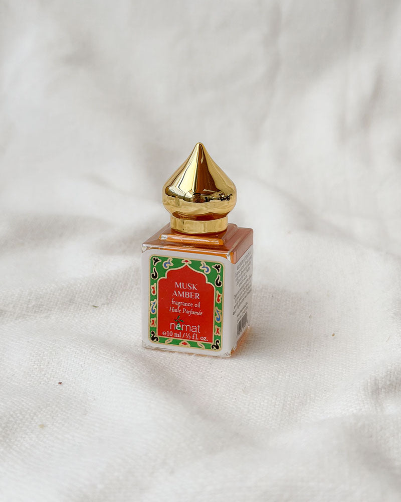 Amber Musk Perfume Oil – Adored Vintage