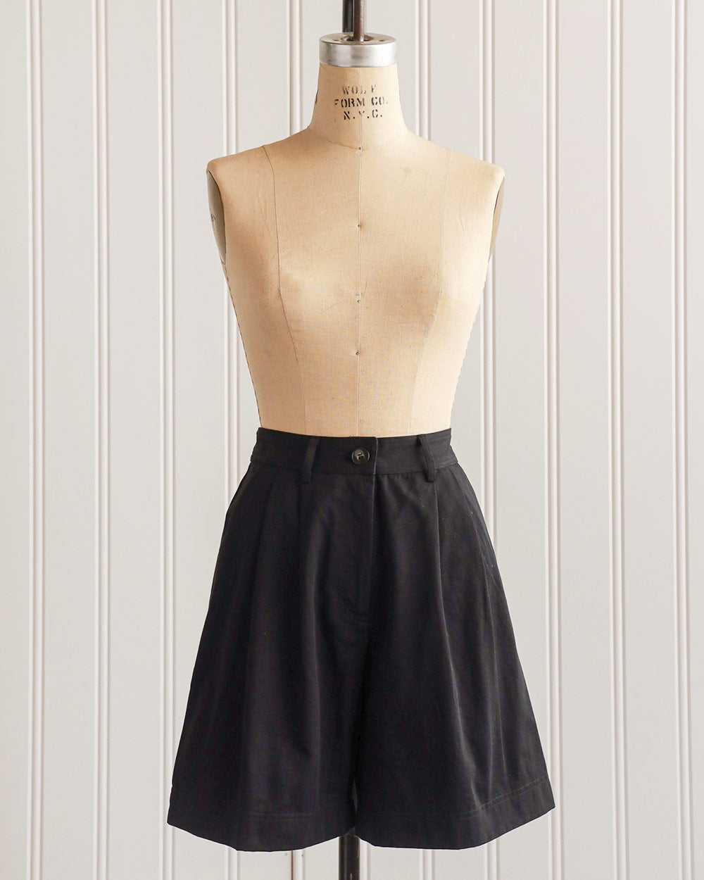 Timeless & Feminine Clothing Inspired By Vintage / Adored Vintage