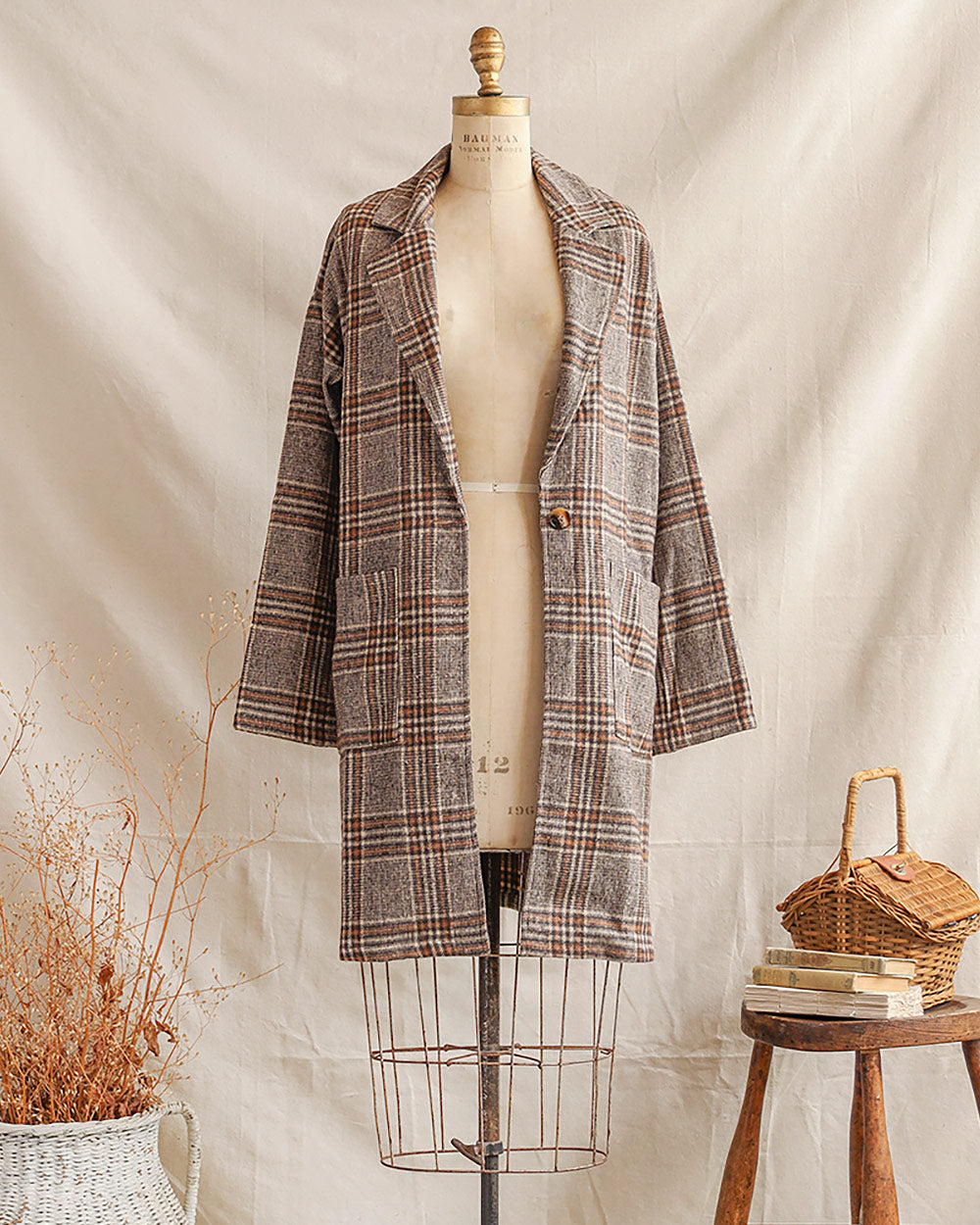 Vintage and Vintage Inspired Coats, Jackets, Capes, and Ponchos ...