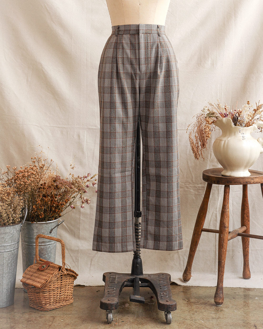 Vintage Inspired Jeans, Pants and Shorts – Adored Vintage