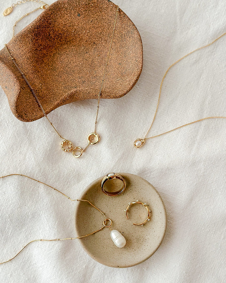 Romantic & Feminine Delicate Jewelry / Adored Vintage / Arista Pearl ...