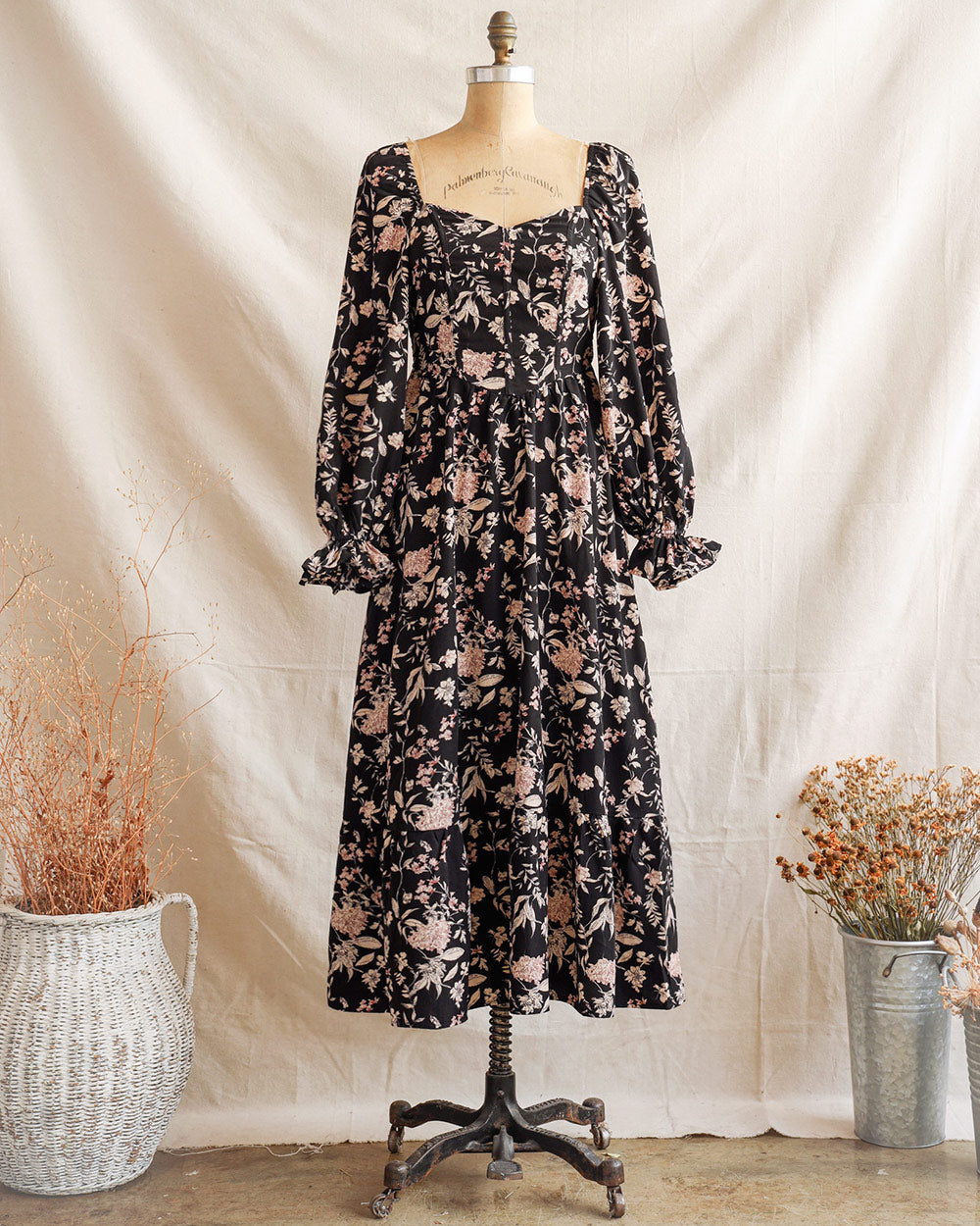 Vintage Inspired Dresses / Romantic Feminine Dresses / Floral Dresses ...