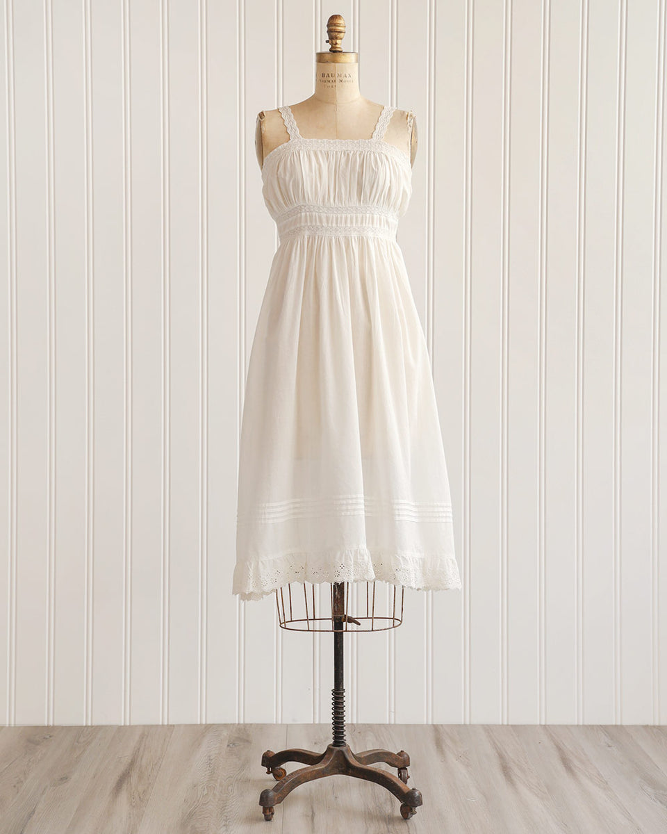 Seville Dress by Atèlette / Consciously crafted romantic vintage ...
