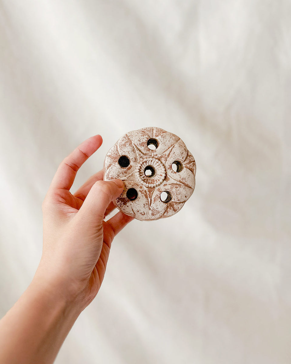 Clay Floral Frog – Adored Vintage